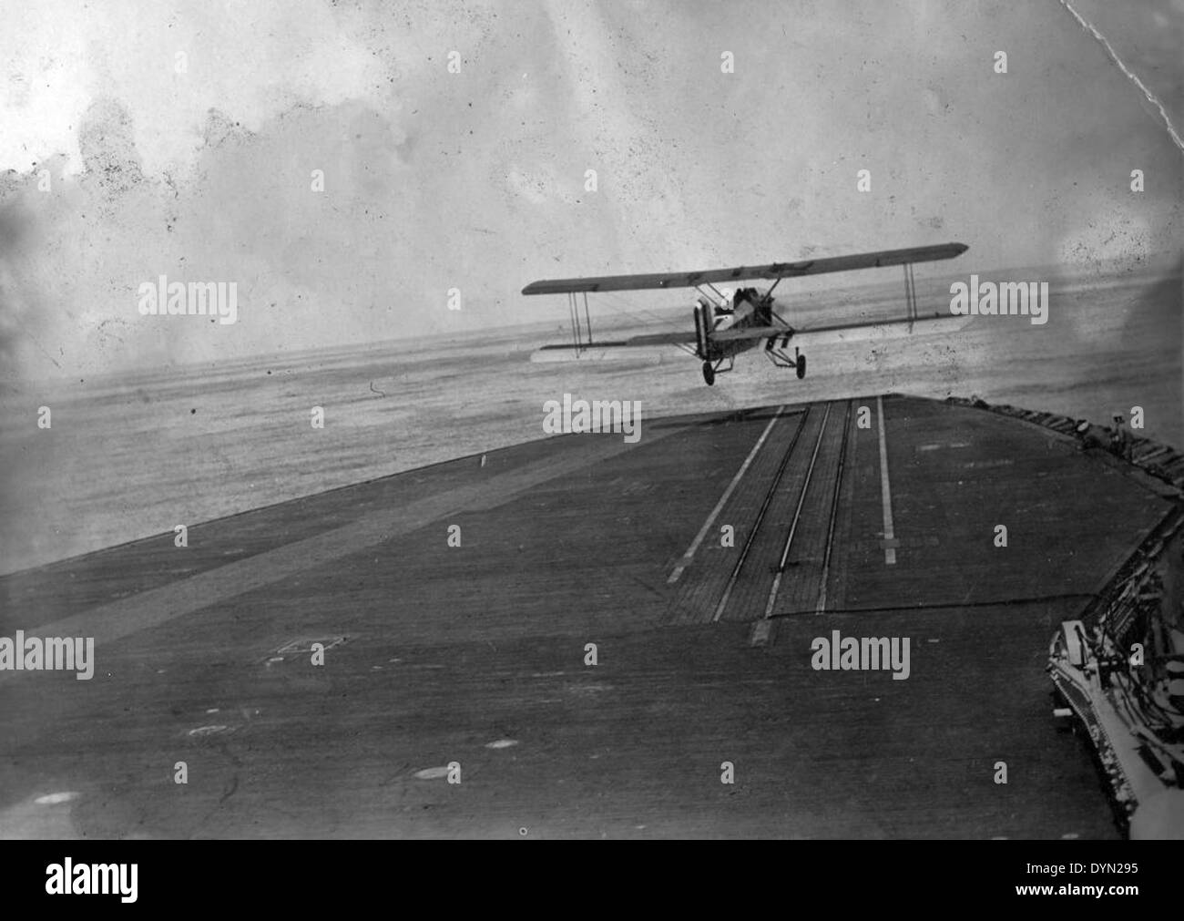 AL009A 120 Martin T3M-1 VT-1 USS Lexington Stock Photo - Alamy