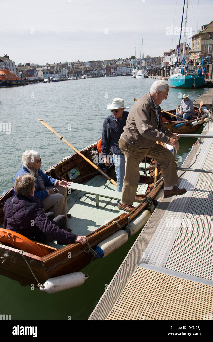 Row row ferry hi-res stock photography and images - Alamy