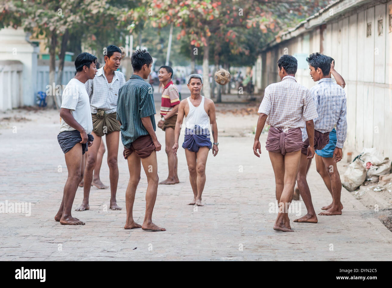 Football men hi-res stock photography and images - Alamy
