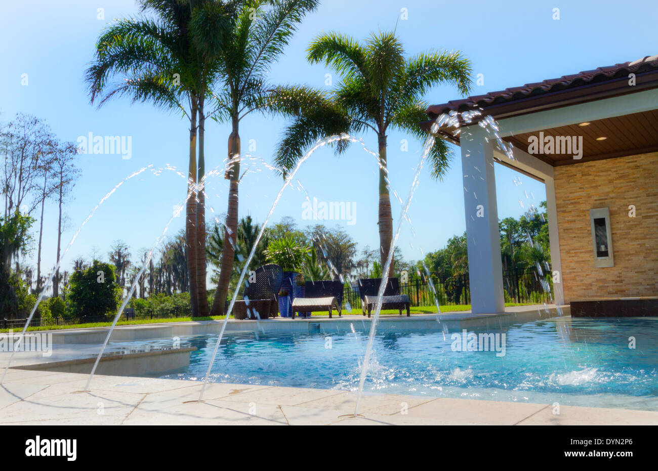 Florida mansion and pool hi-res stock photography and images - Alamy