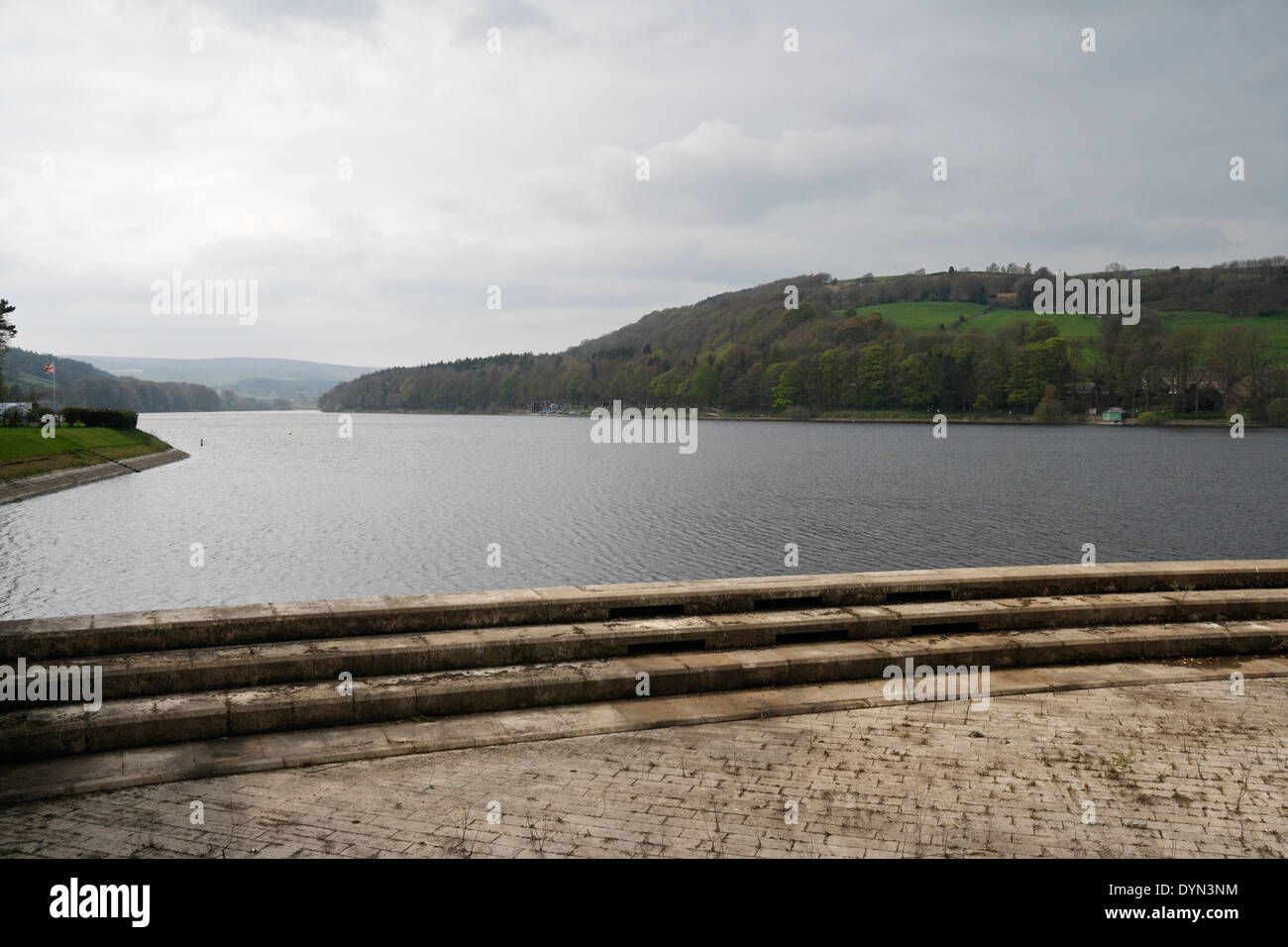The overflow at Damflask reservoir, Sheffield Peak District National ...