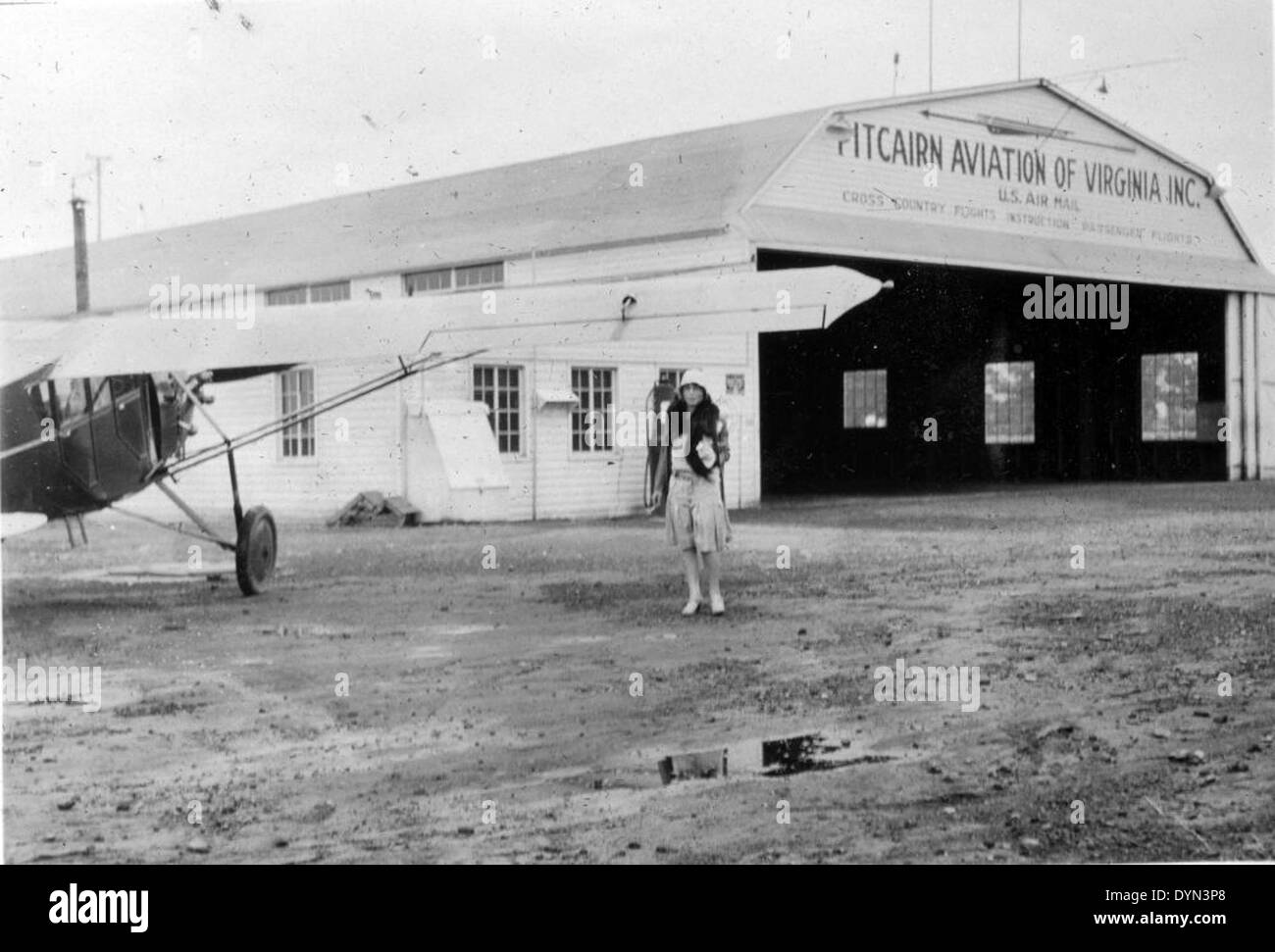 Pitcairn aviation Black and White Stock Photos & Images - Alamy