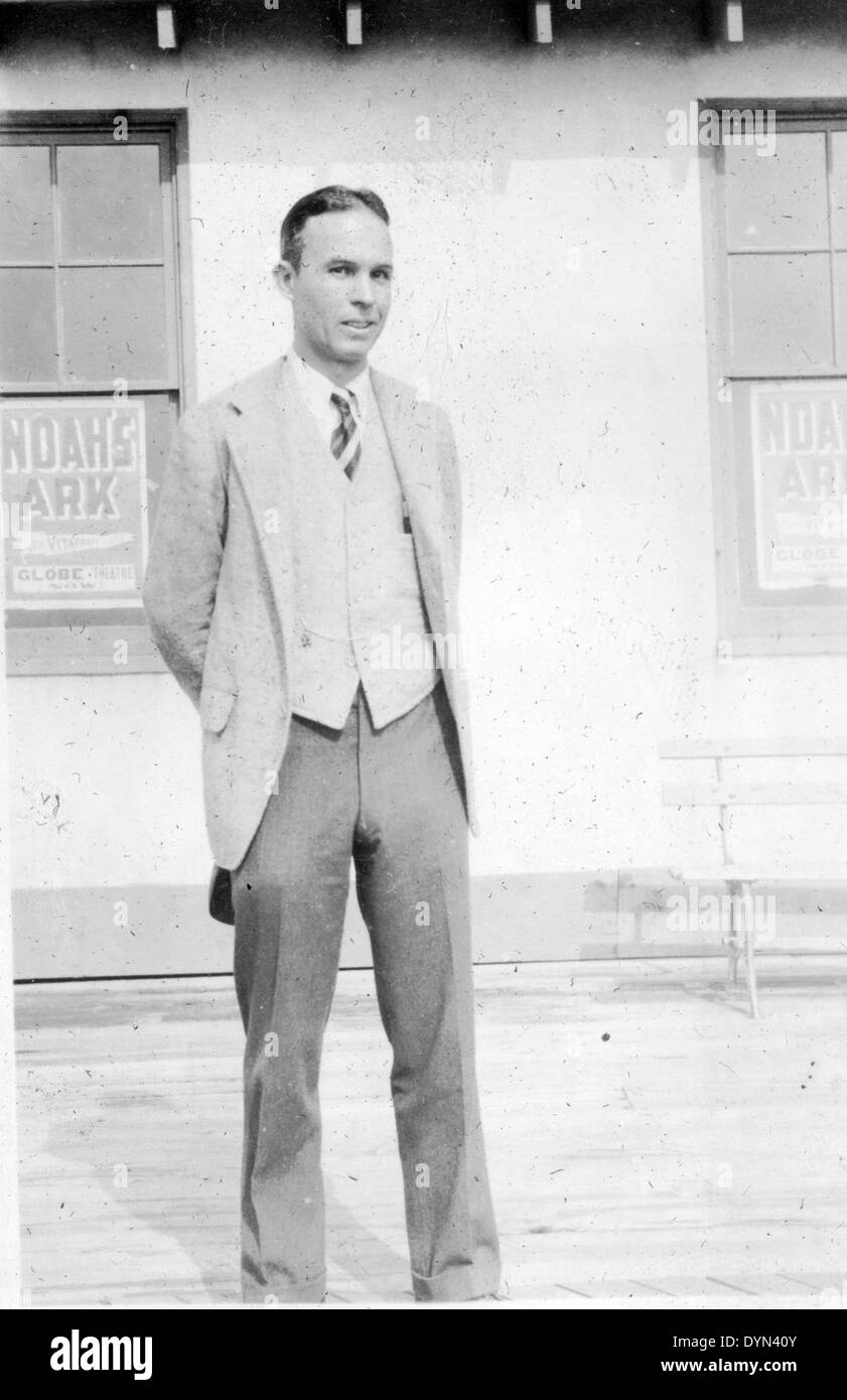 Airplane loening hi-res stock photography and images - Alamy