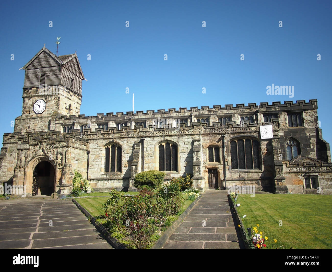 Parish church of saint thomas hi-res stock photography and images - Alamy