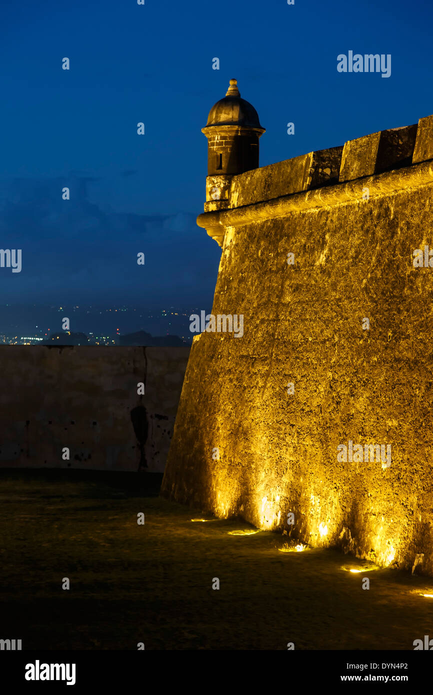 Castle walls and sentry box (garita), San Felipe del Morro Castle, San ...