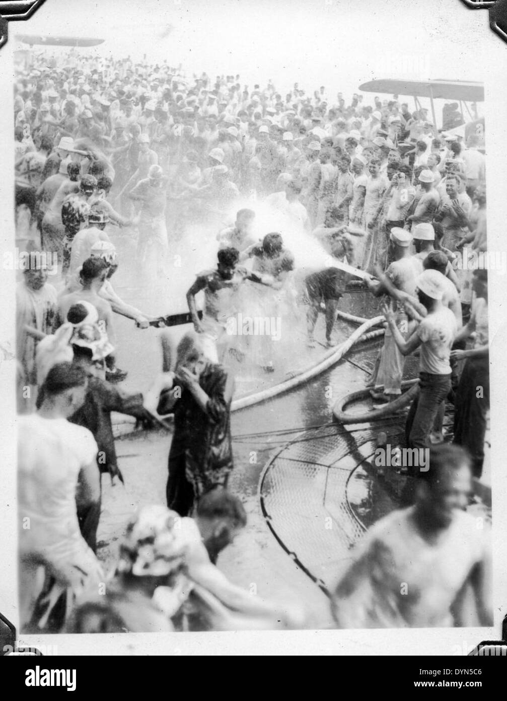 AL 005C 037 USS Saratoga during crossing the line ceremony Stock Photo ...