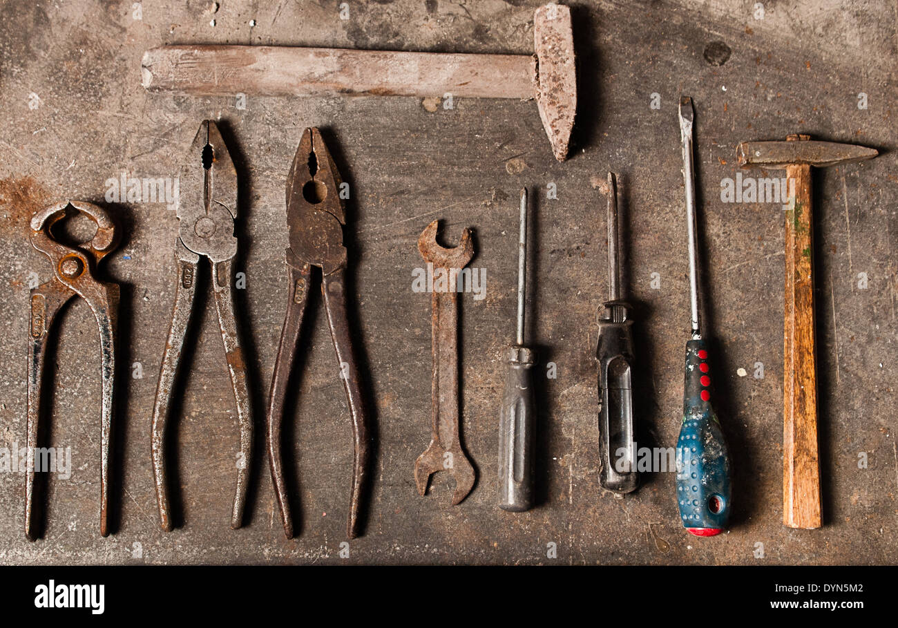 Dirty workbench hi-res stock photography and images - Alamy