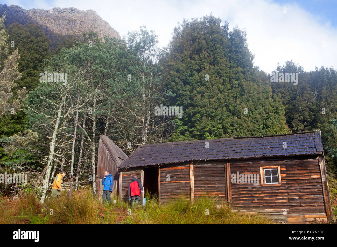 Overland track hut hi-res stock photography and images - Alamy