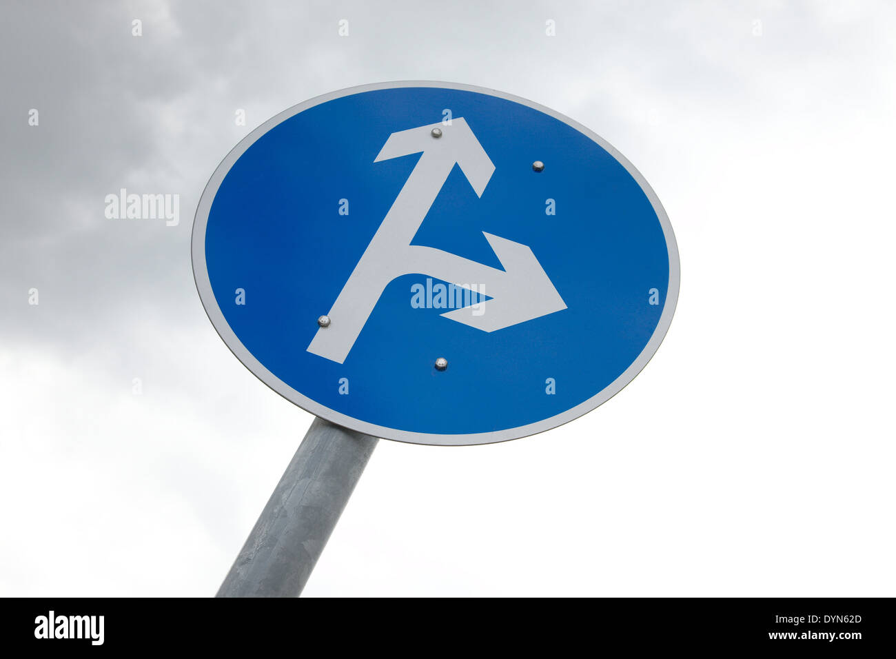 Double arrow symbol hi-res stock photography and images - Alamy