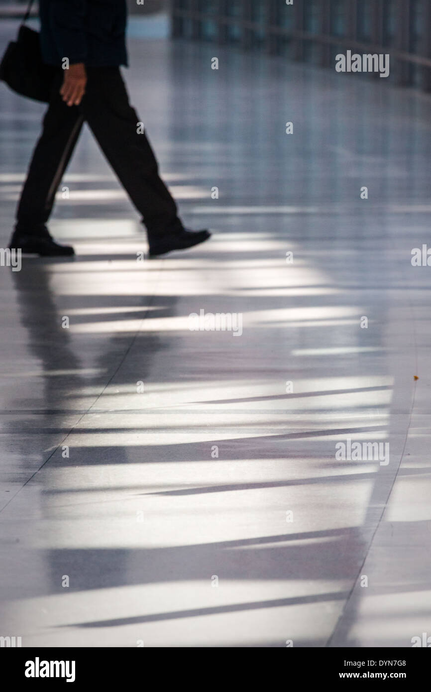 Human feet silhouette hi-res stock photography and images - Alamy