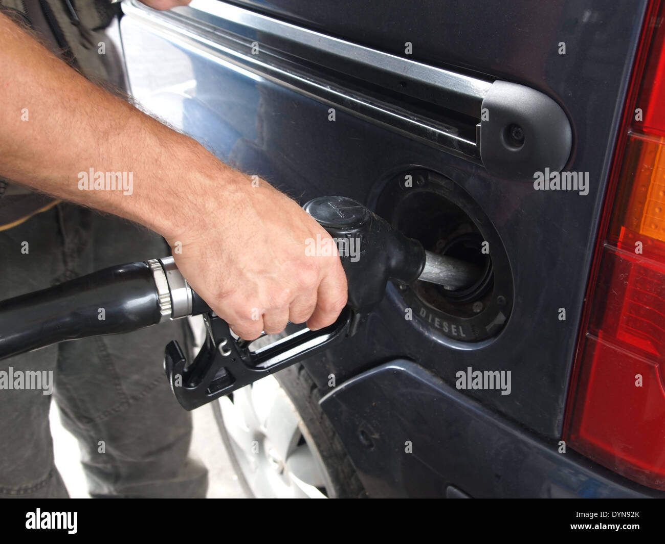 Distributor hi-res stock photography and images - Alamy