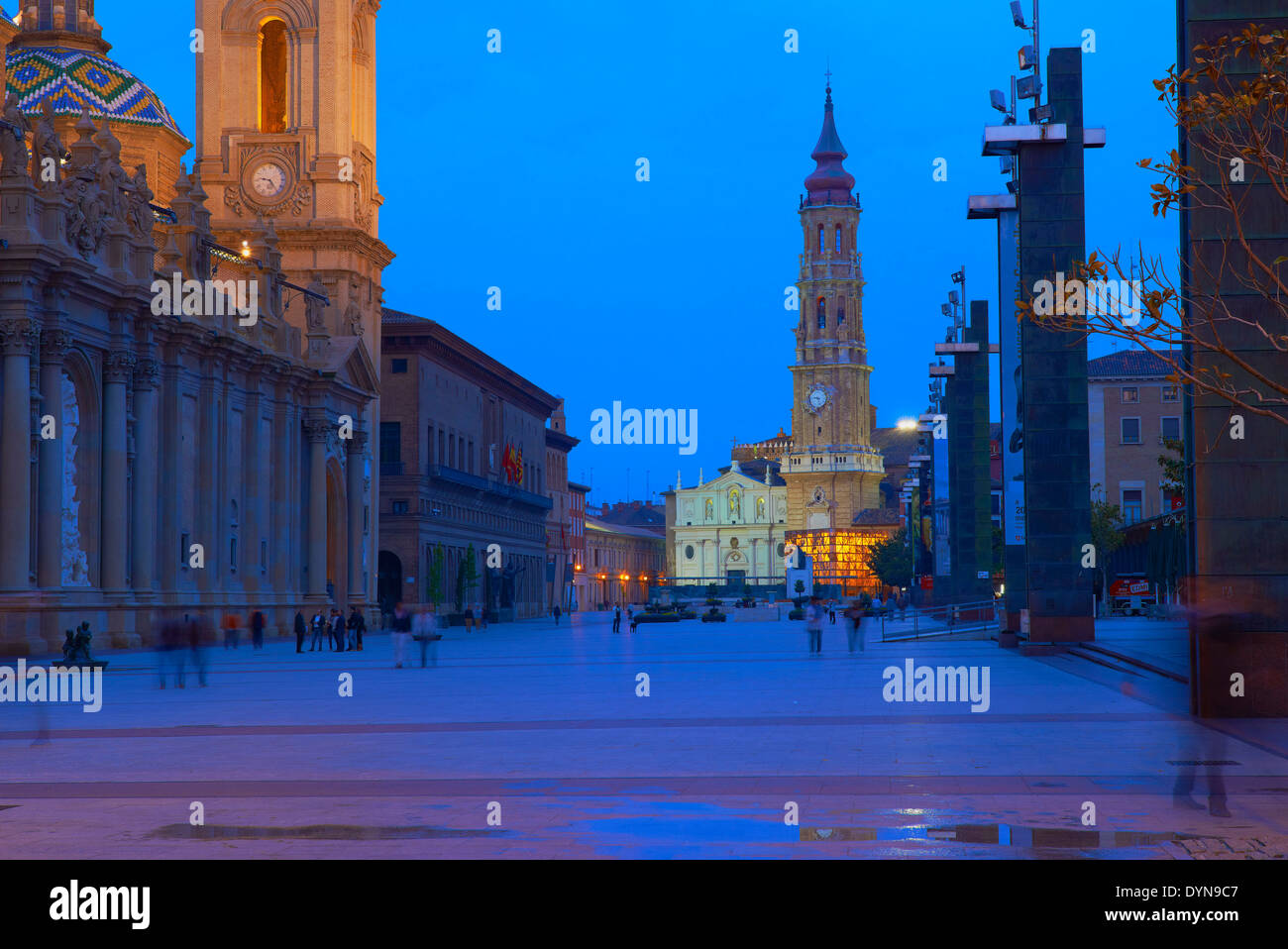 Zaragoza cathedral of san salvador hi-res stock photography and images ...