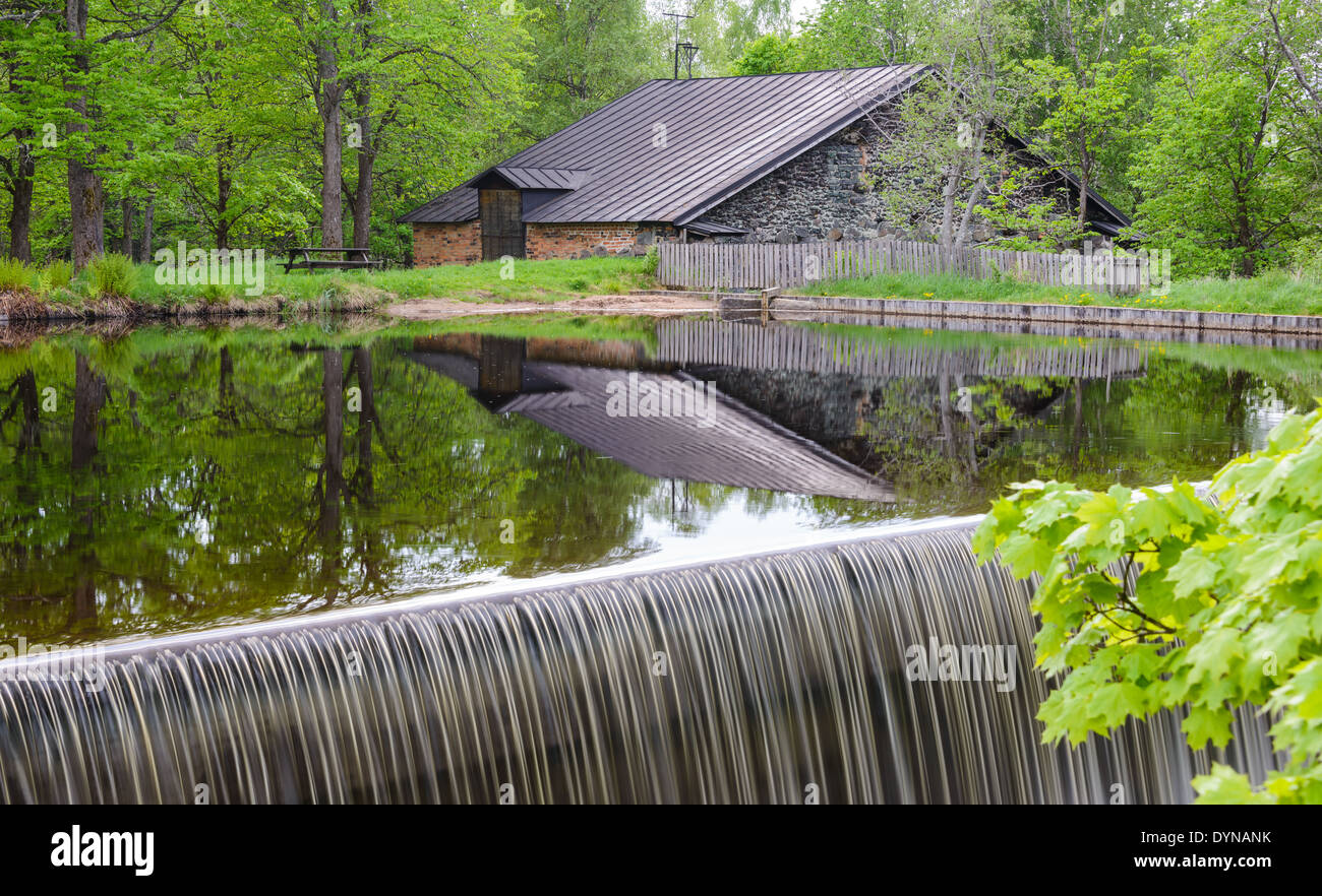 Sweden lake house hi-res stock photography and images - Alamy