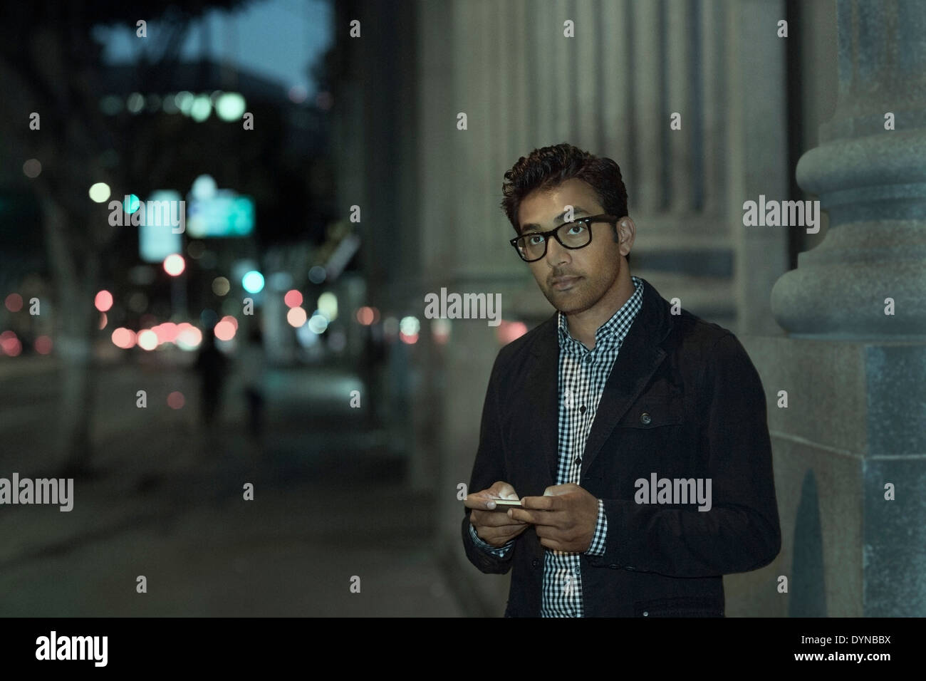 Man 30s street hi-res stock photography and images - Alamy