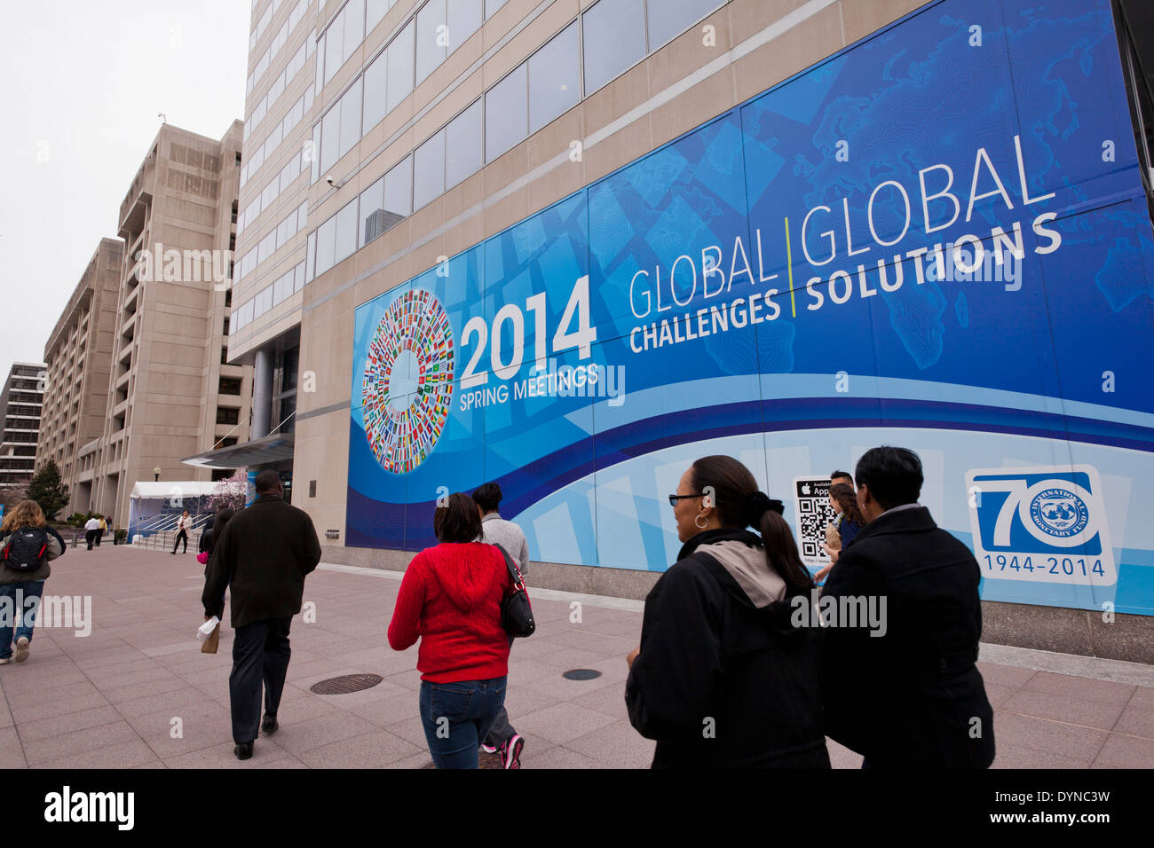 Imf headquarters washington hi-res stock photography and images - Alamy