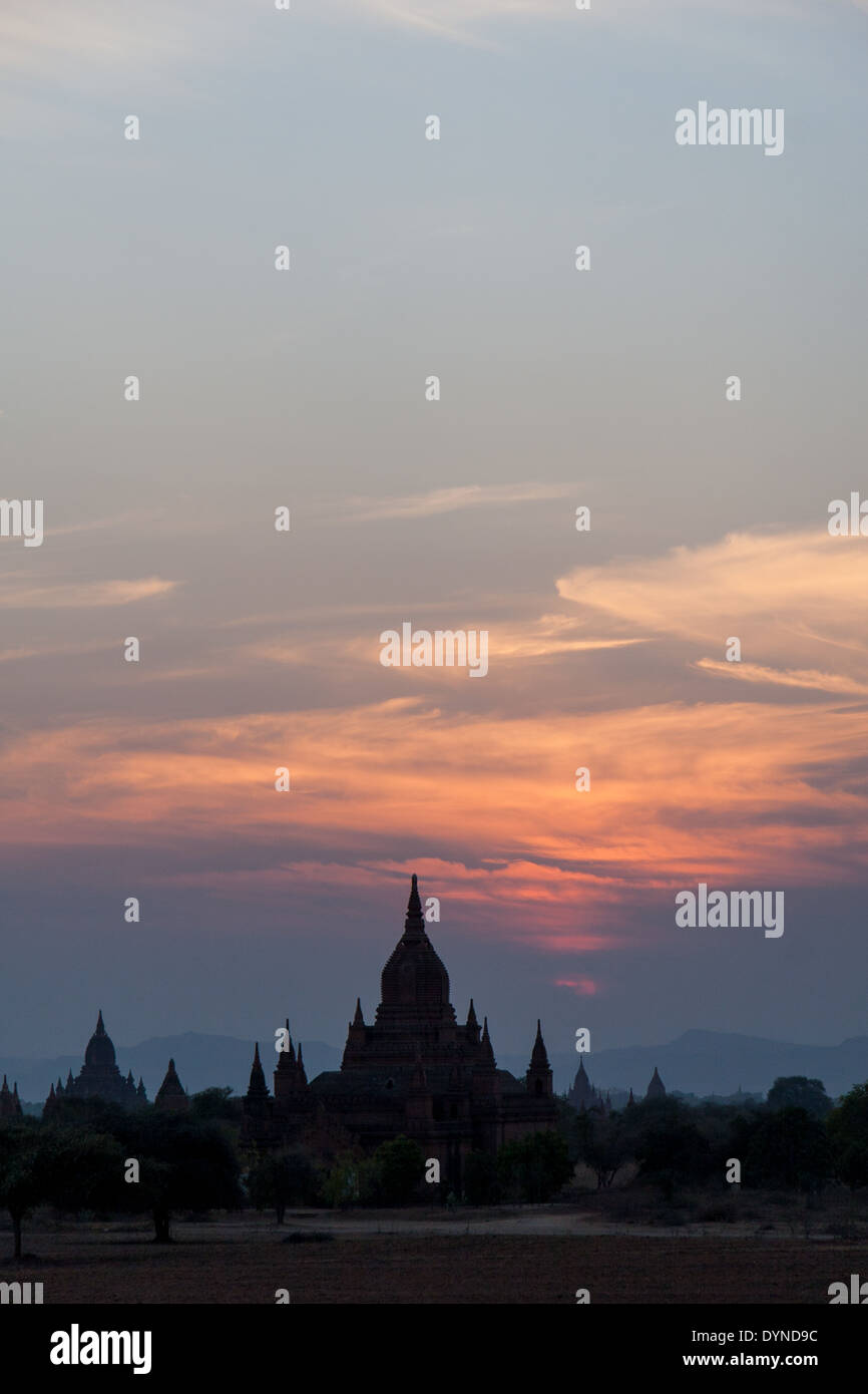 Sunset across old town Bagan Myanmar Burma Stock Photo - Alamy