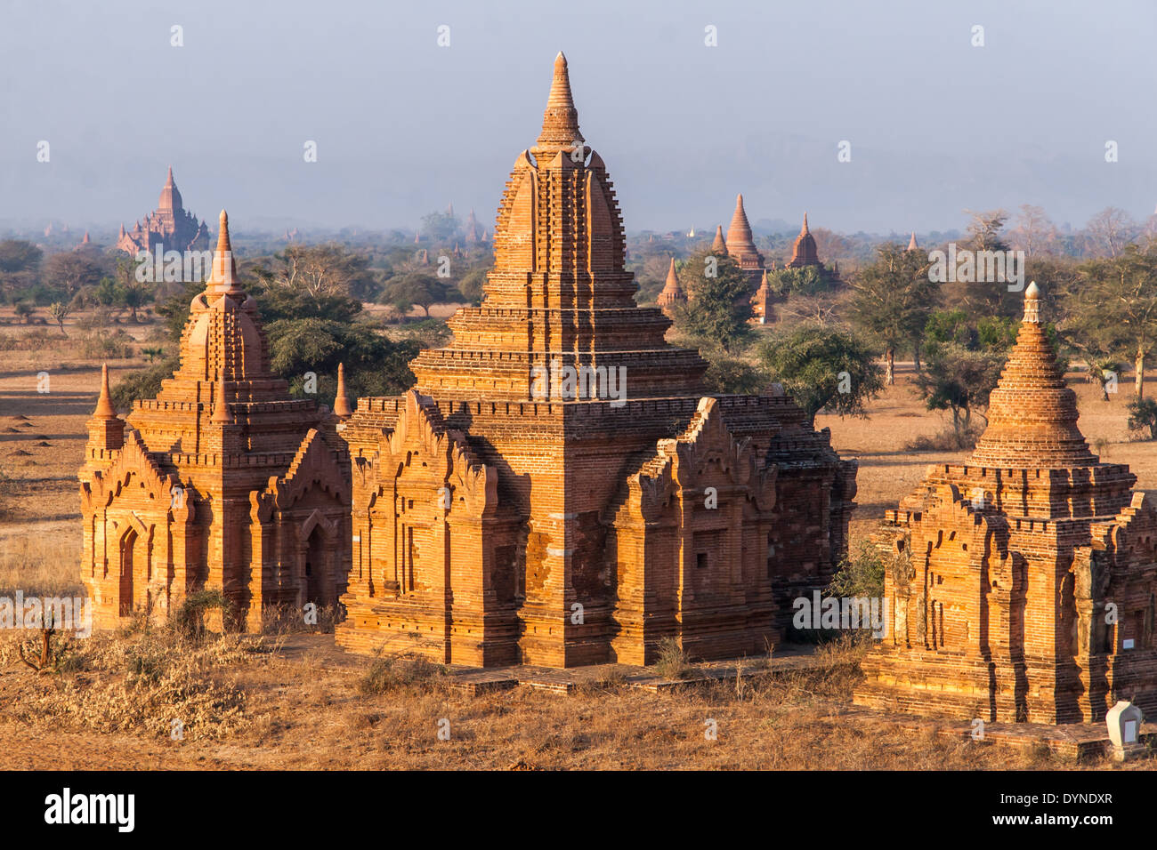 Temples myanmar burma hi-res stock photography and images - Alamy