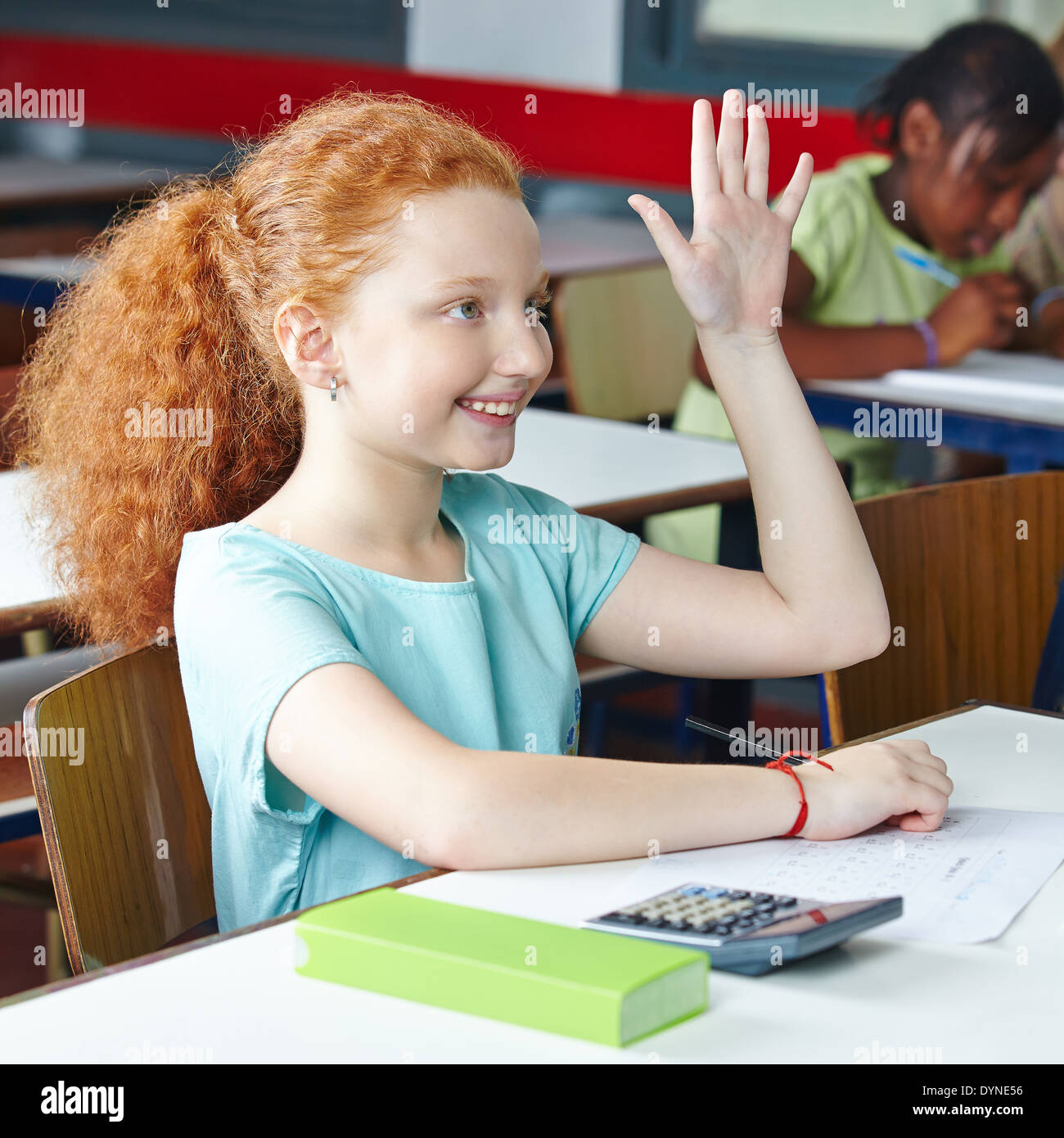 Child raising hand class hi-res stock photography and images - Alamy