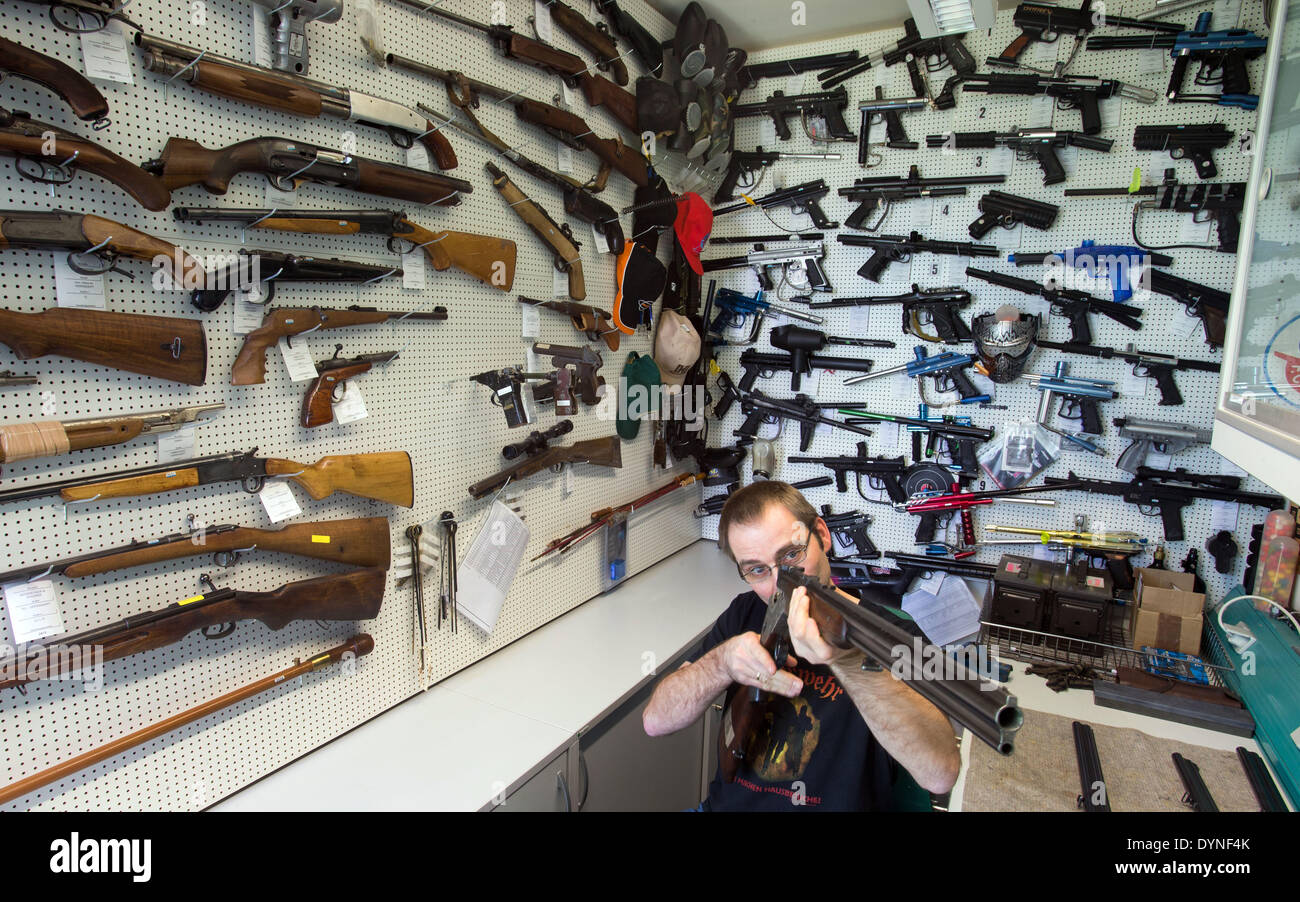 Combination Gun High Resolution Stock Photography and Images - Alamy