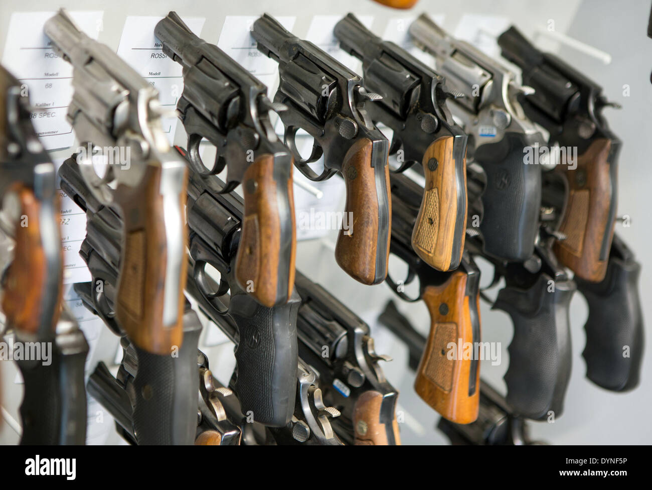 Citizens armoury hi-res stock photography and images - Alamy