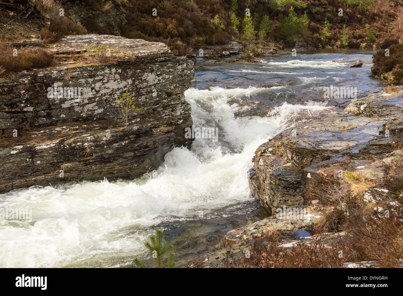 Spring river flowing between rocks hi-res stock photography and images ...