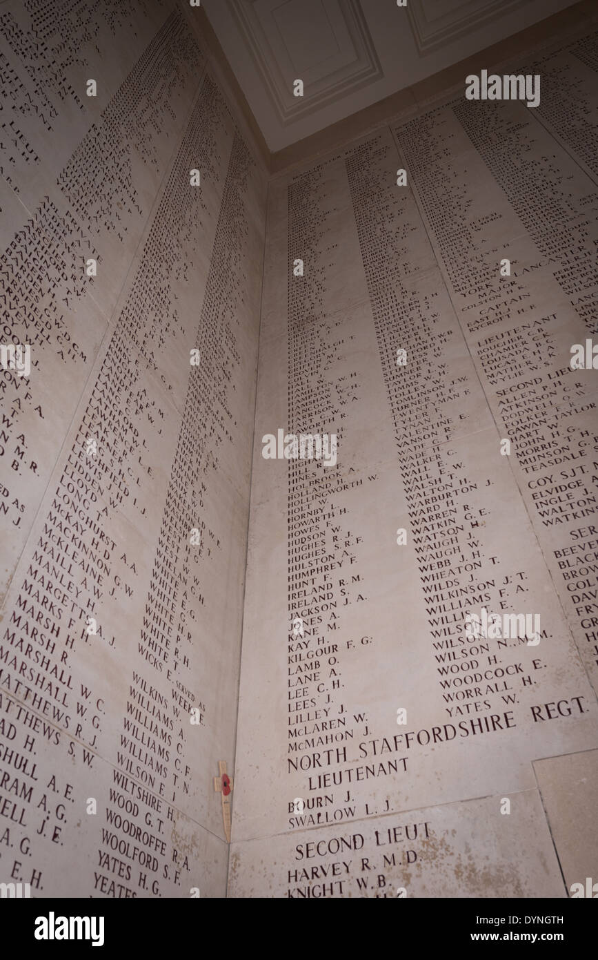 Names of deceased soldiers hi-res stock photography and images - Alamy