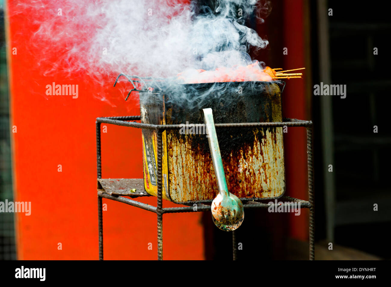 Smoking Pot in Puerto Princesa, Palawan, Philippines Stock Photo - Alamy