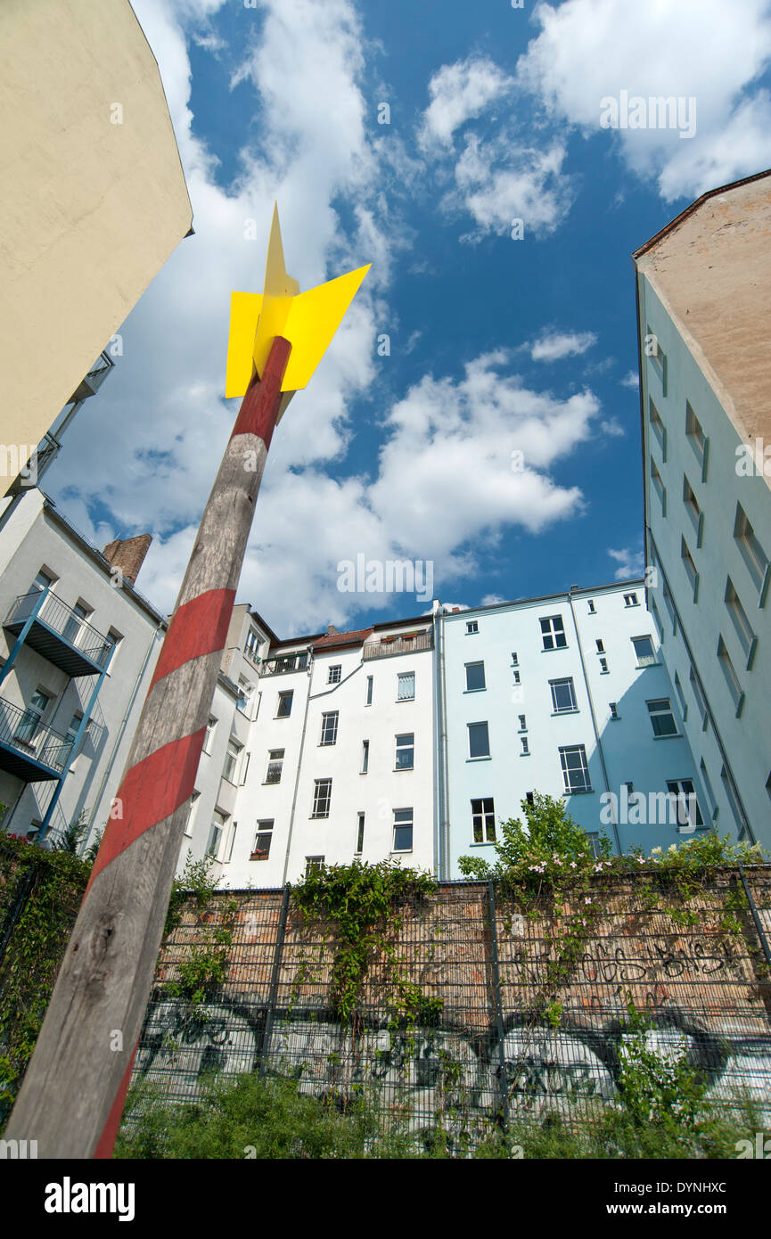 Tenement prenzlauer berg hi-res stock photography and images - Alamy
