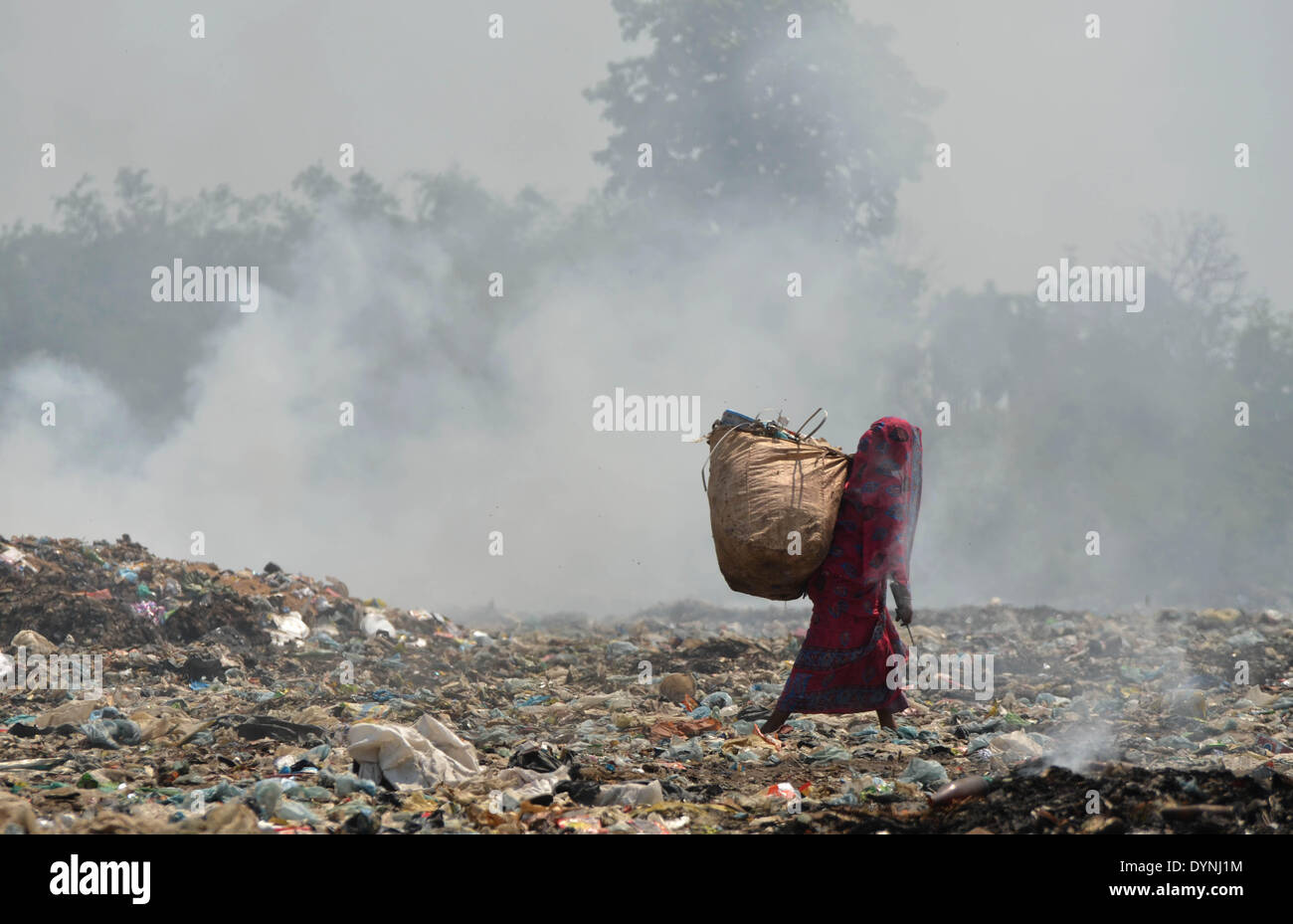 Ragpicker hi-res stock photography and images - Alamy