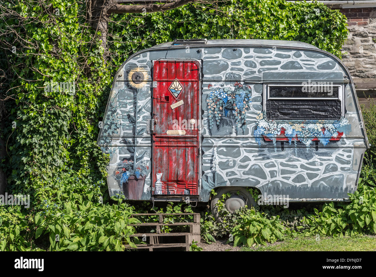 Painted caravan hi-res stock photography and images - Alamy