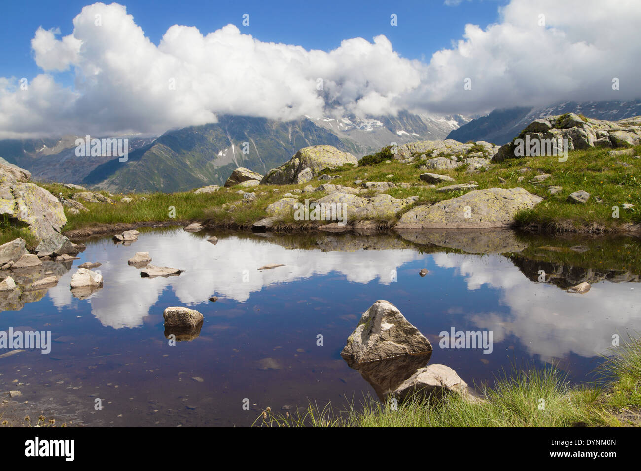 Lac Blanc reflection in the French Alps Stock Photo - Alamy