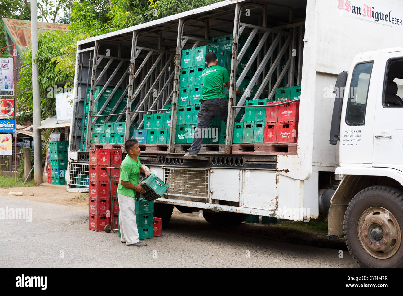 Unloading truck hi-res stock photography and images - Alamy
