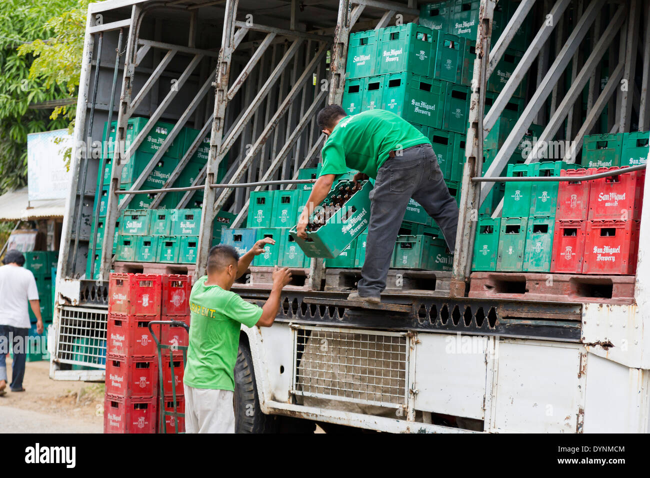 Unloading truck hi-res stock photography and images - Alamy