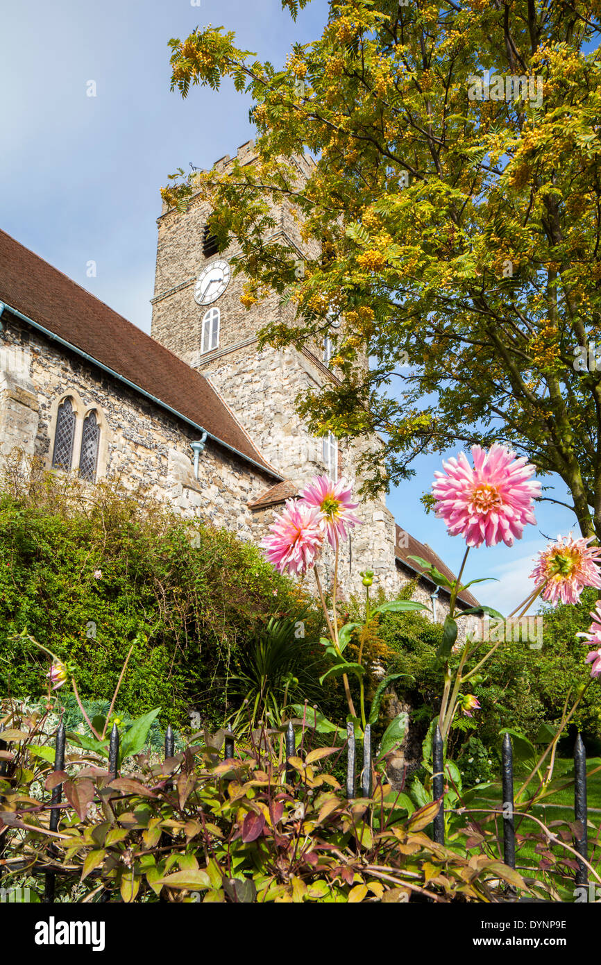 Kent church hi-res stock photography and images - Alamy