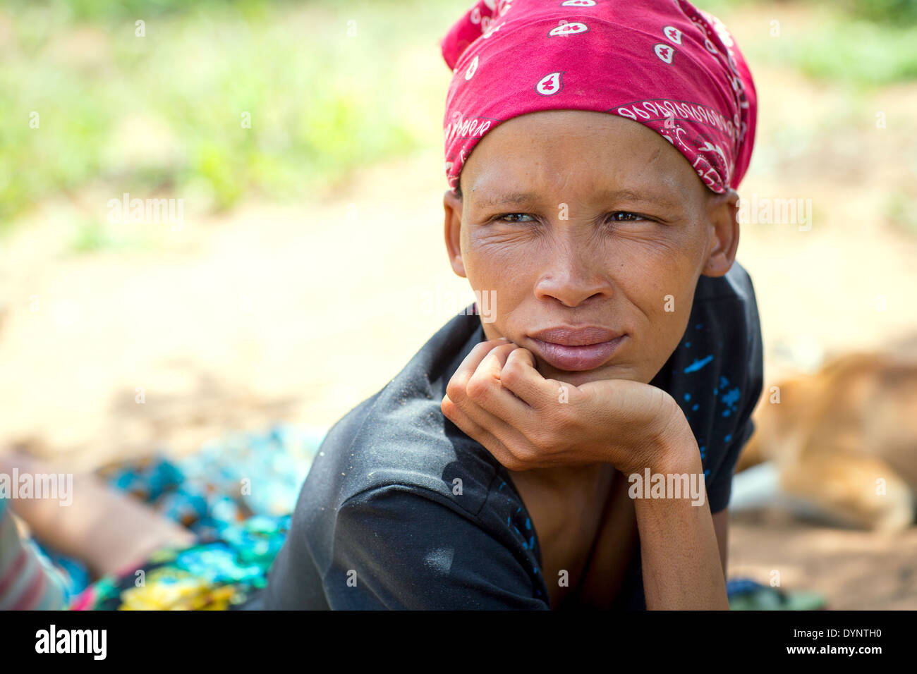 Khoisan tribe woman hi-res stock photography and images - Alamy