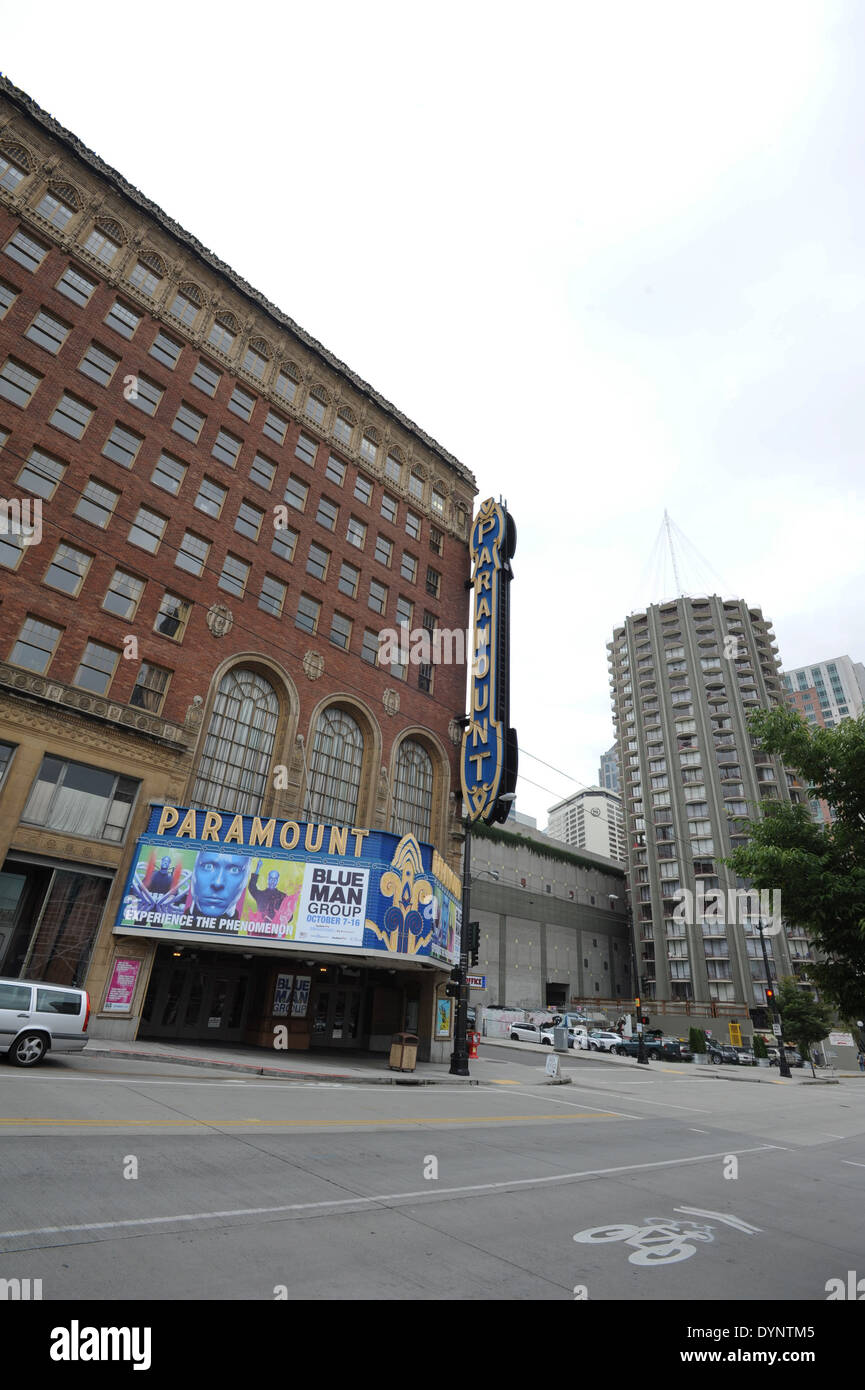 The paramount theater hi-res stock photography and images - Alamy