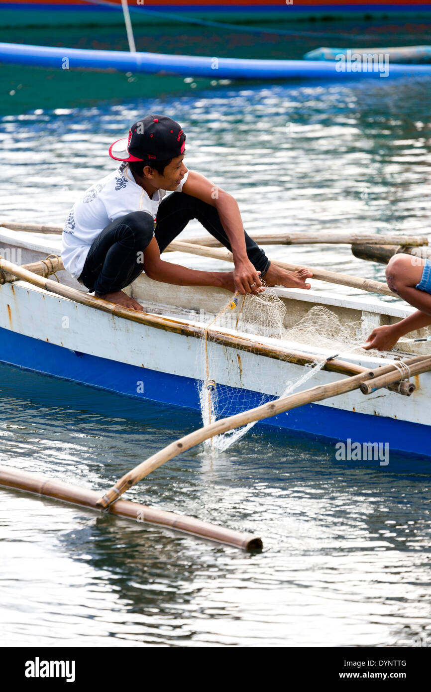 Mangingisda High Resolution Stock Photography and Images - Alamy