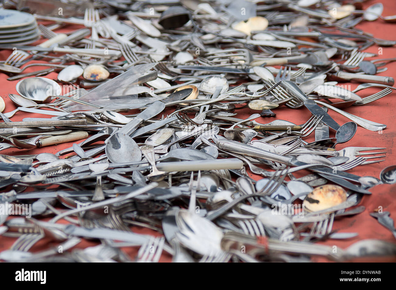 Loose plates hi-res stock photography and images - Alamy