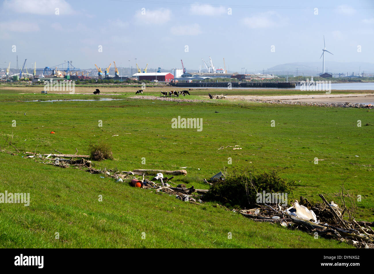 Newport docks hi-res stock photography and images - Alamy
