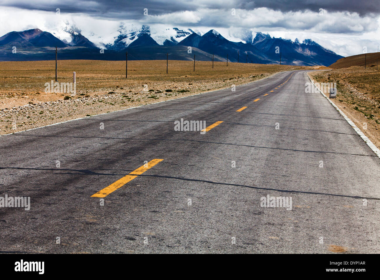 Road in Tibet, China Stock Photo - Alamy