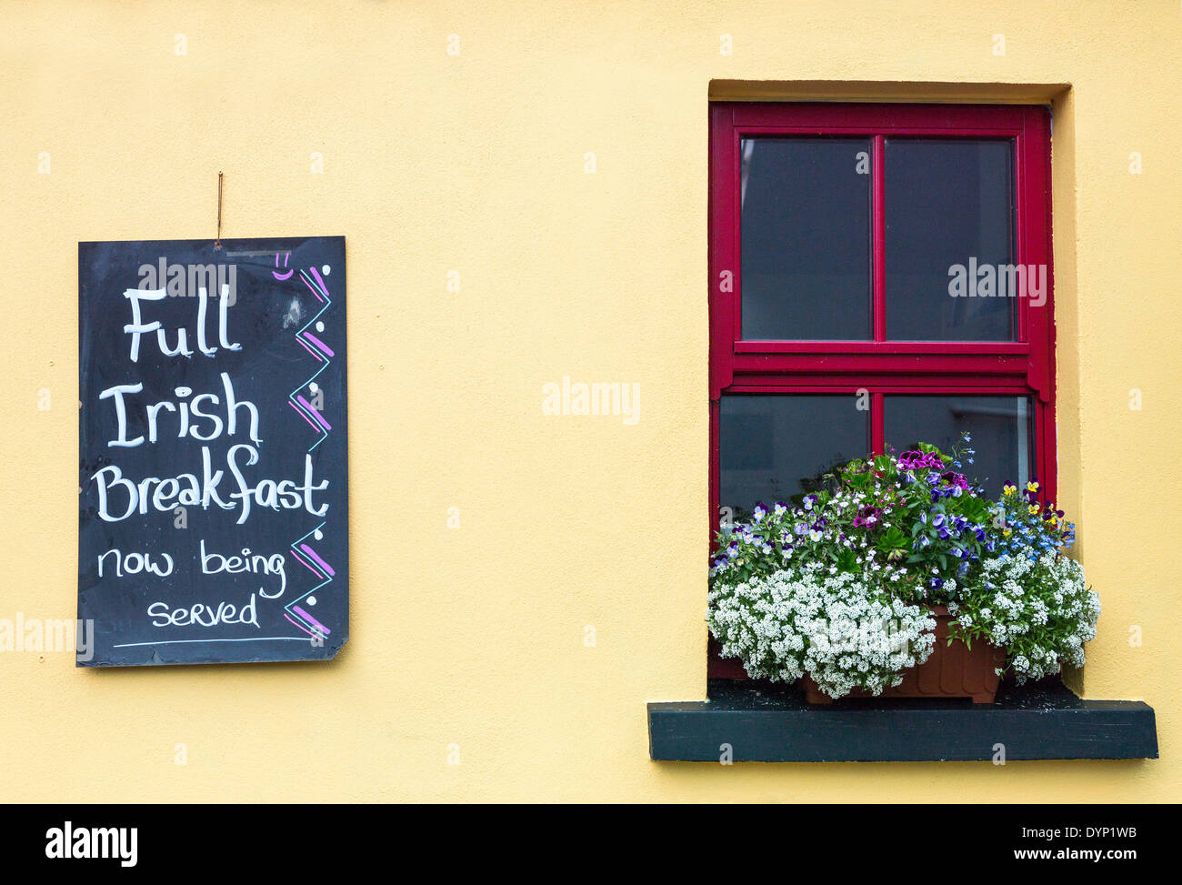 Doolin village hi-res stock photography and images - Alamy