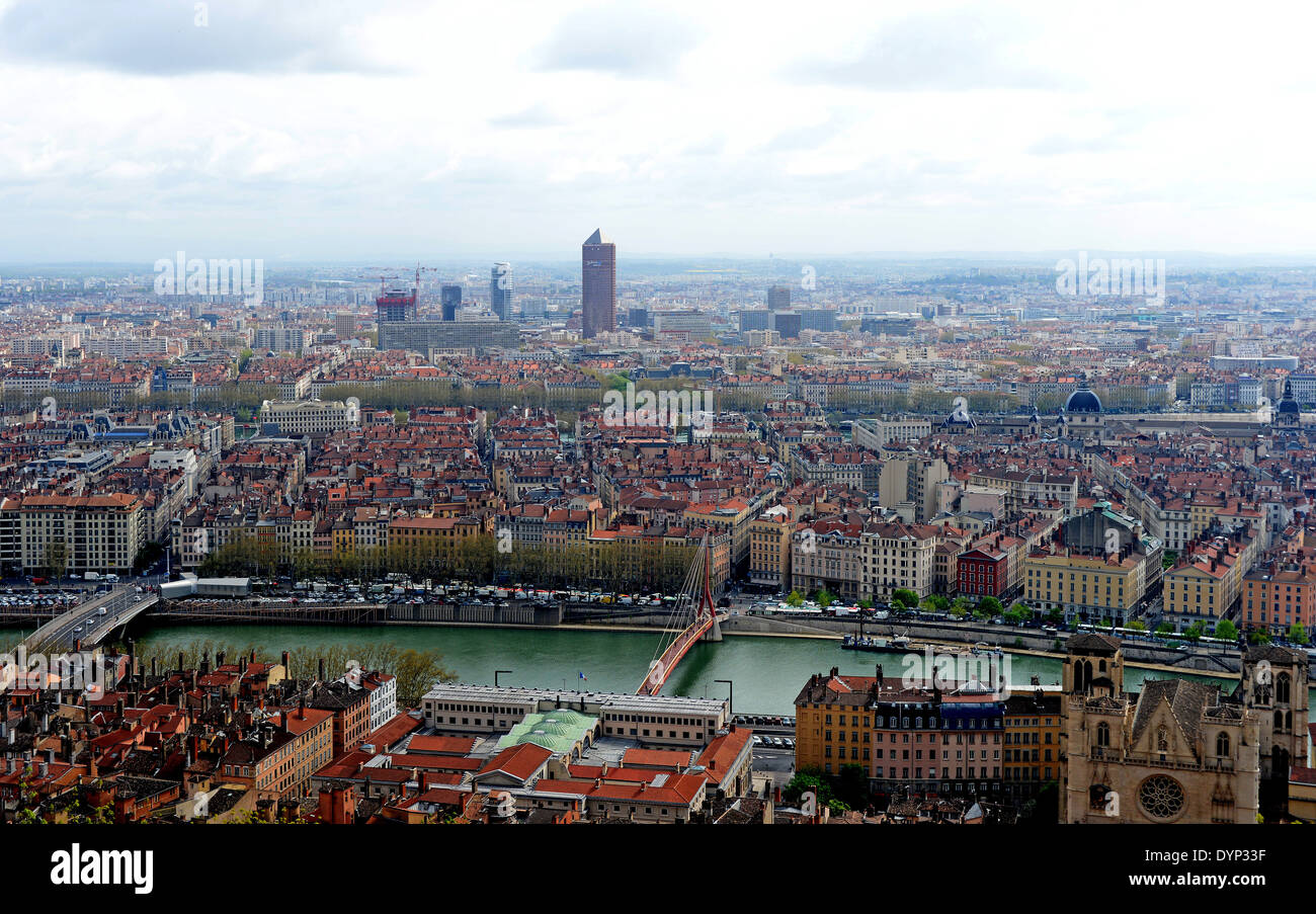 Paris leon square france hi-res stock photography and images - Alamy