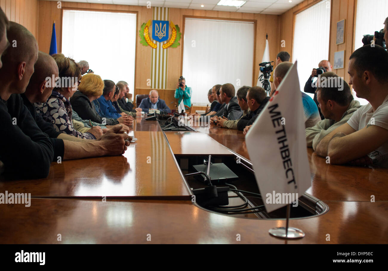Krasnodon, Luhansk Region, Ukraine. 23rd April 2014. Metinvest flag is ...