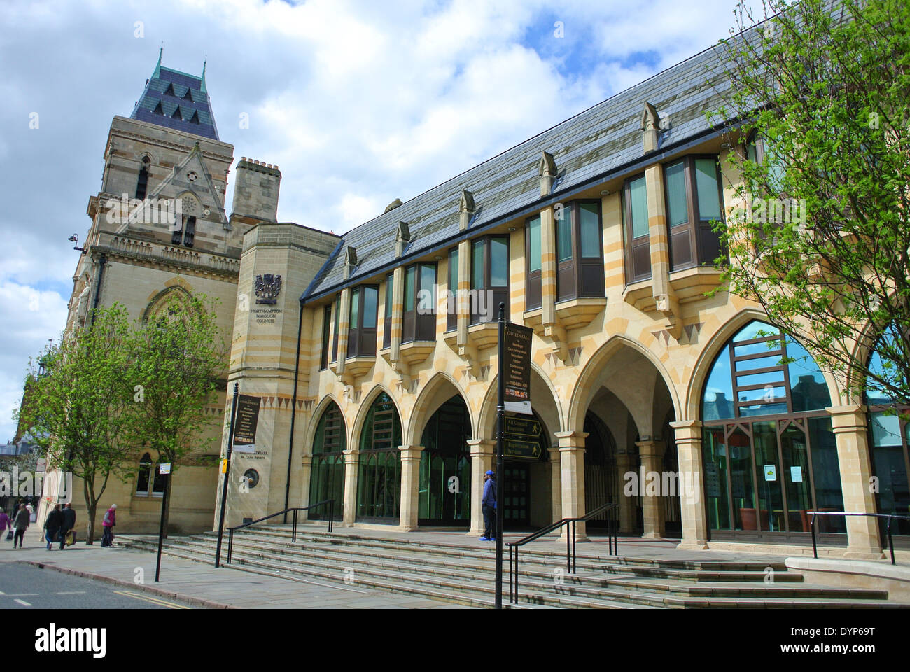 Northampton guildhall hi-res stock photography and images - Alamy