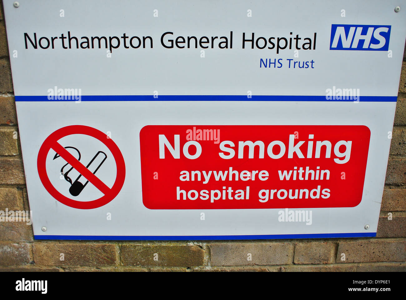 Hospital No Smoking Sign Stock Photos & Hospital No Smoking Sign Stock ...
