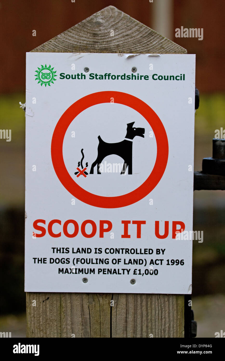 Scoop it up sign uk Stock Photo - Alamy