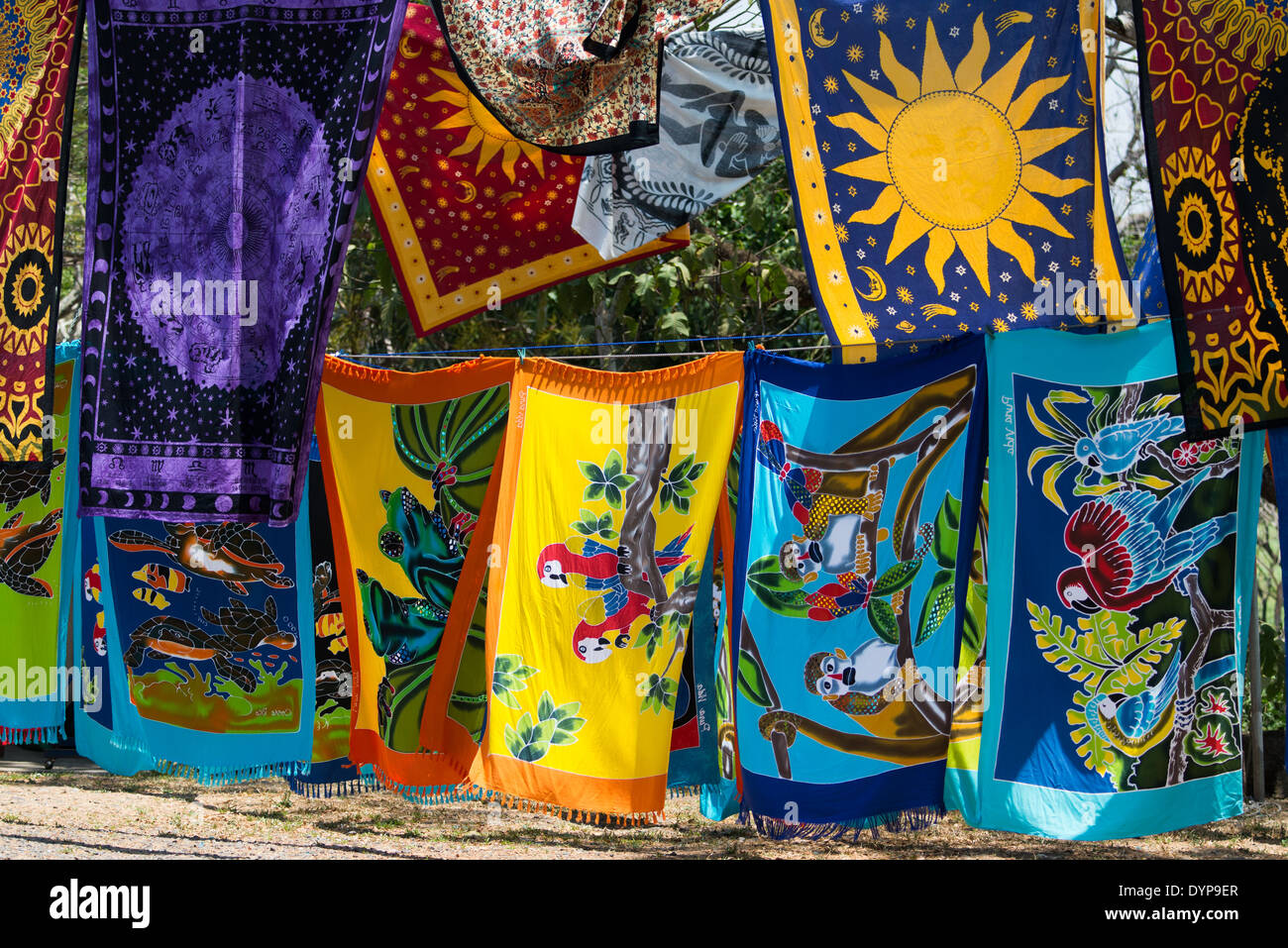 Sarongs hi-res stock photography and images - Alamy