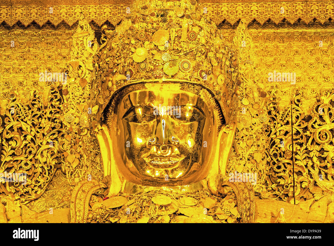 Big Golden Mahamuni Buddha statue in Mandalay, Myanmar Stock Photo - Alamy