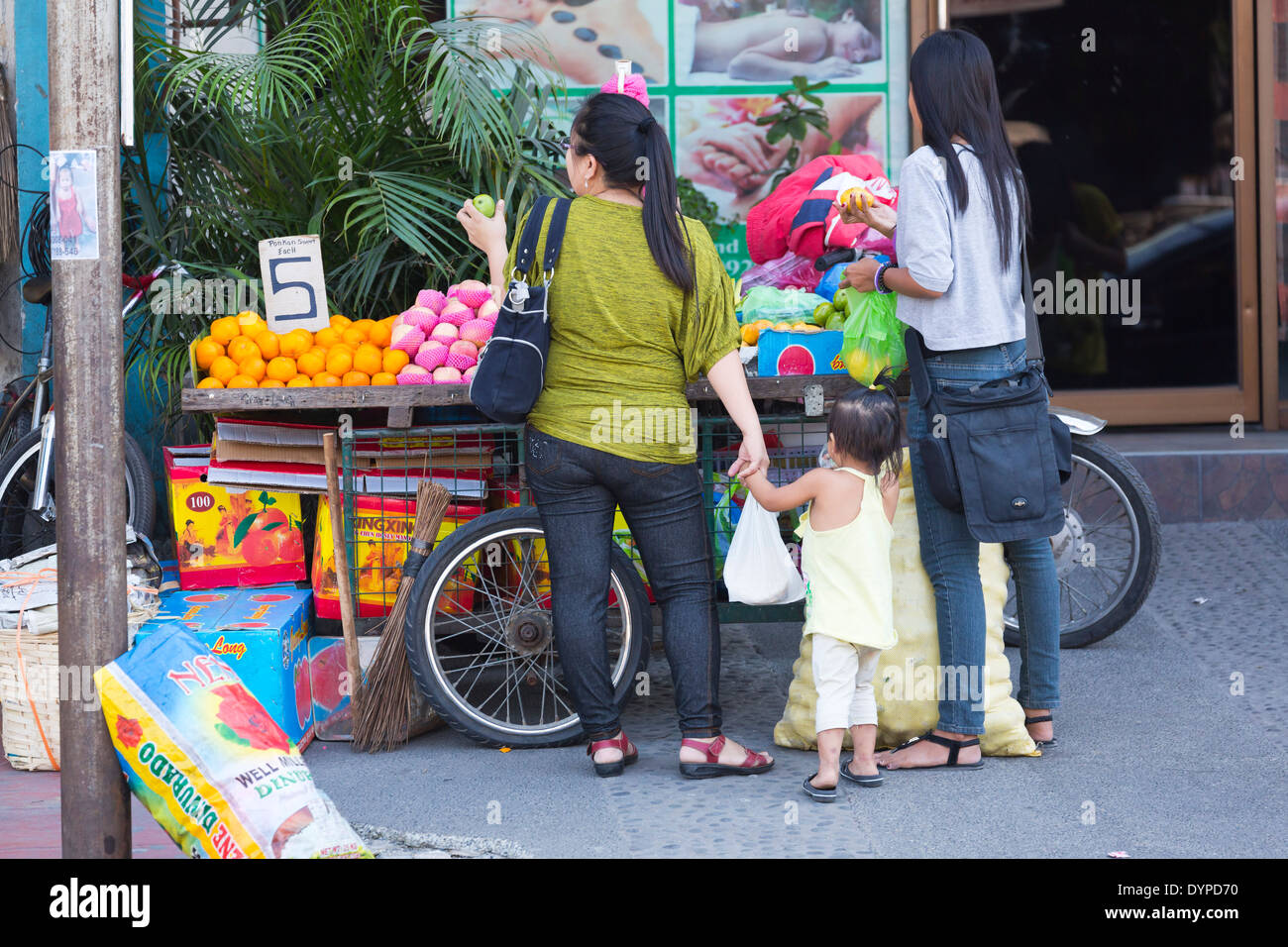 Food Stall in Angeles City, Luzon, Philippines Stock Photo - Alamy