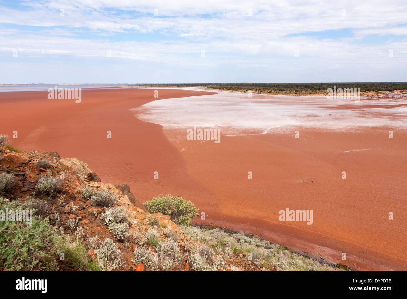 Lake Ballard where ANTONY GORMLEY’S Cast Iron sculptures are placed ...